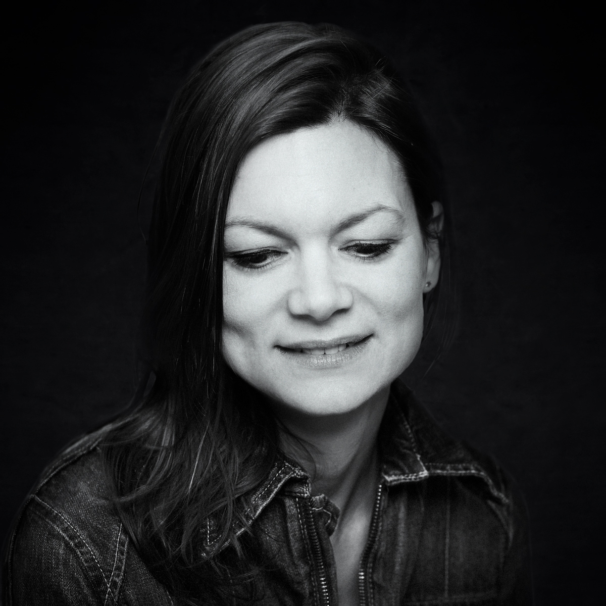 Ruth Fox On Making Body-Positive Art: 'I Want My Art To Encourage The ...